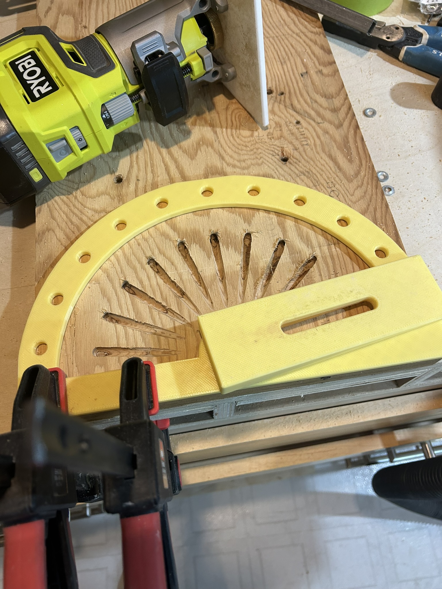 Router Fan Carving Jig by middleagedspread | Download free STL model ...