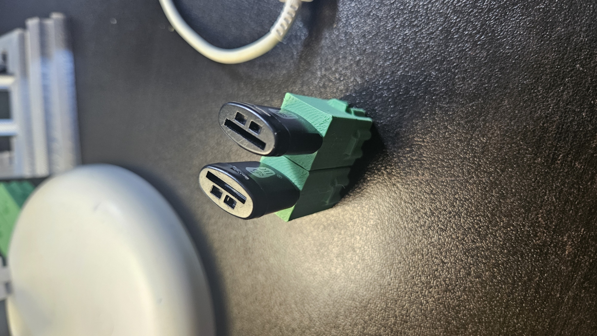 Modular USB storage by VeilofMysteries | Download free STL model ...