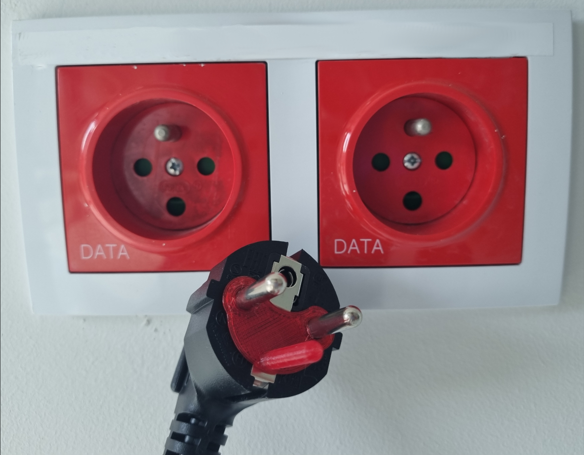 Unlocking pins for EU electric sockets by Mad Szalinski | Download free ...