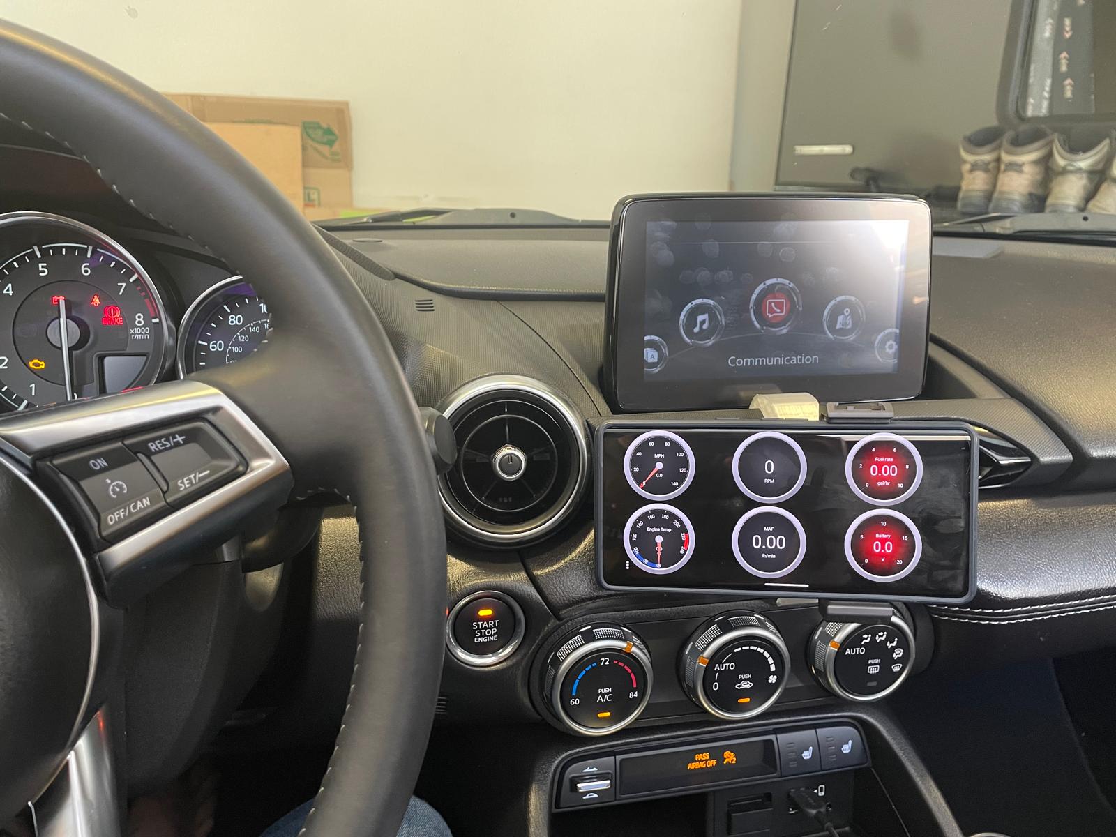 Miata dashboard mount for a motocycle-style phone holder by Mateusz Pospieszny | Download free ...