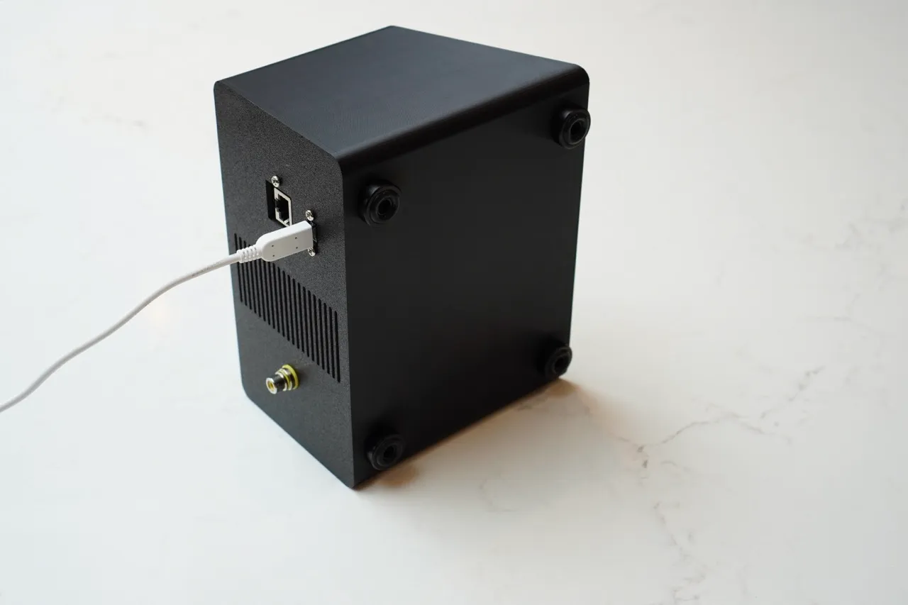 Touchscreen Squeezebox Player by Edd | Download free STL model ...