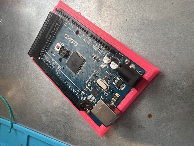 Arduino Mega Holder by Operator DishSoap | Download free STL model ...