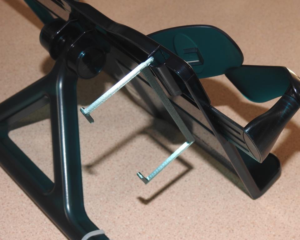 Book Holder Clip by SteveS42 | Download free STL model | Printables.com