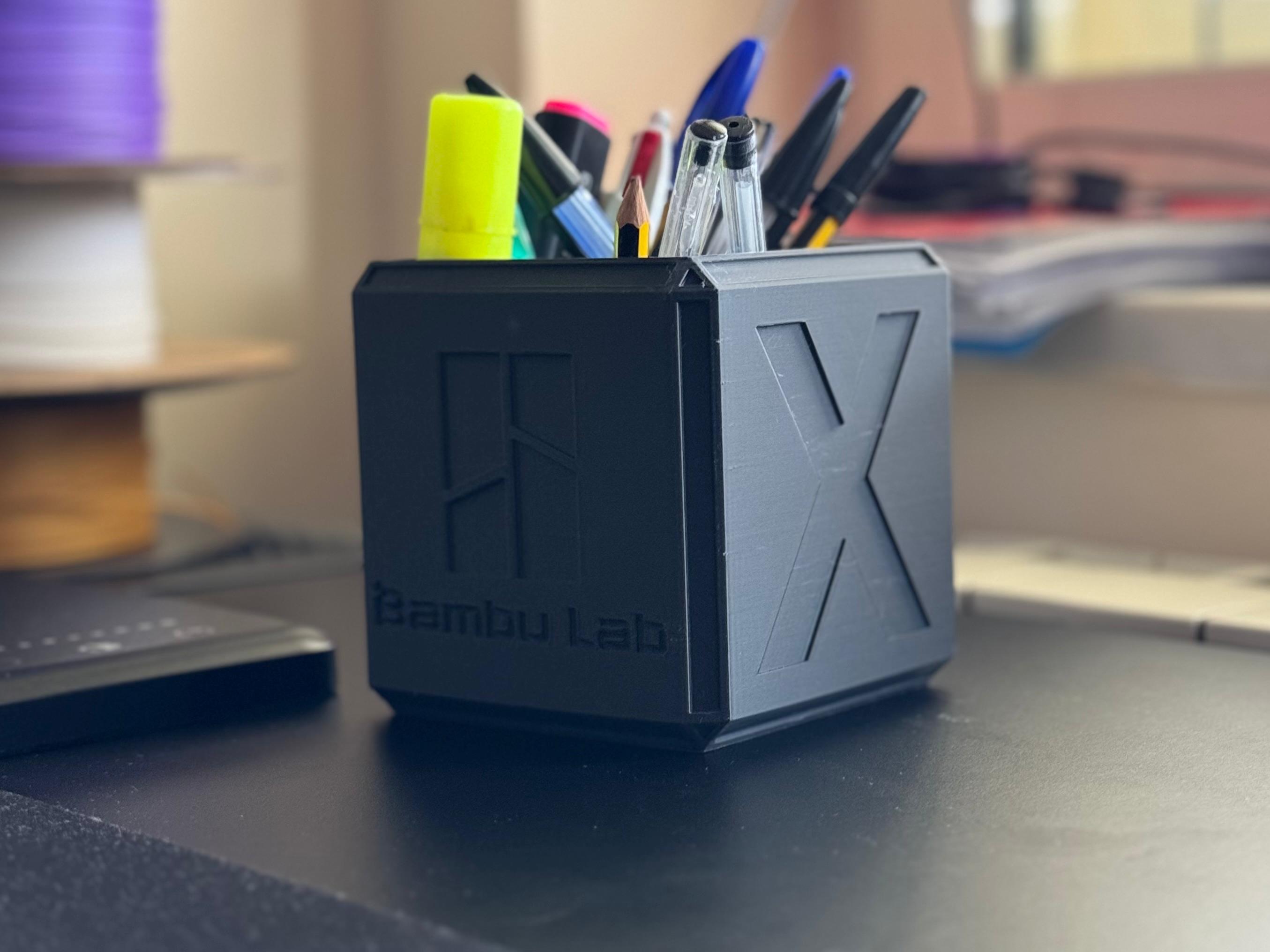 Calibration Cube Desk Container by Mako3D | Download free STL model ...