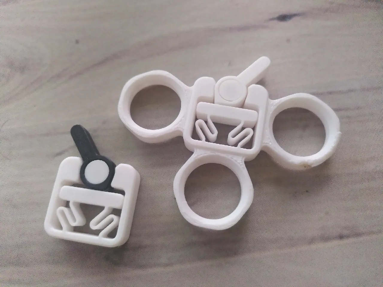 Print-in-Place Fidget Toggle Switch with Handles by akamaka | Download ...