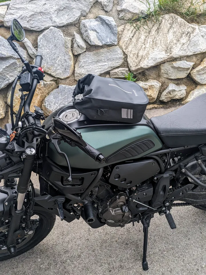 Xsr700 tank bag store