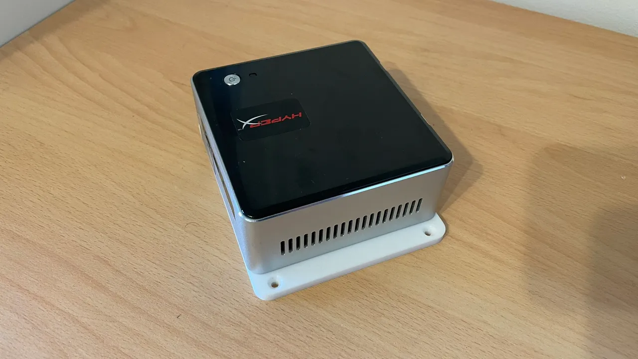 Intel NUC 6th generation Desk / Wall mountplate by Galaxy | Download ...