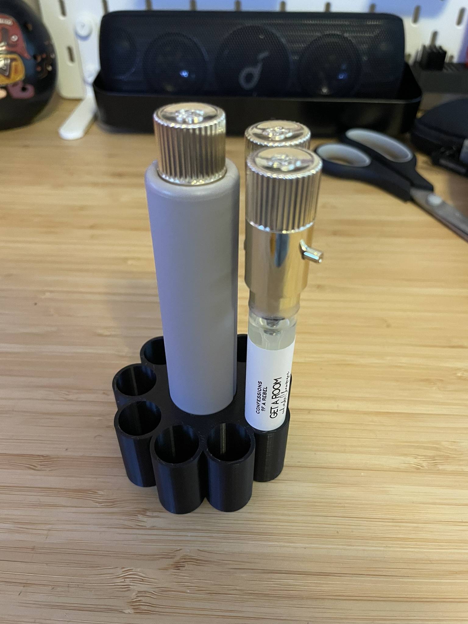 Scentbird Scent & Case Holder by Alessandra | Download free STL model ...