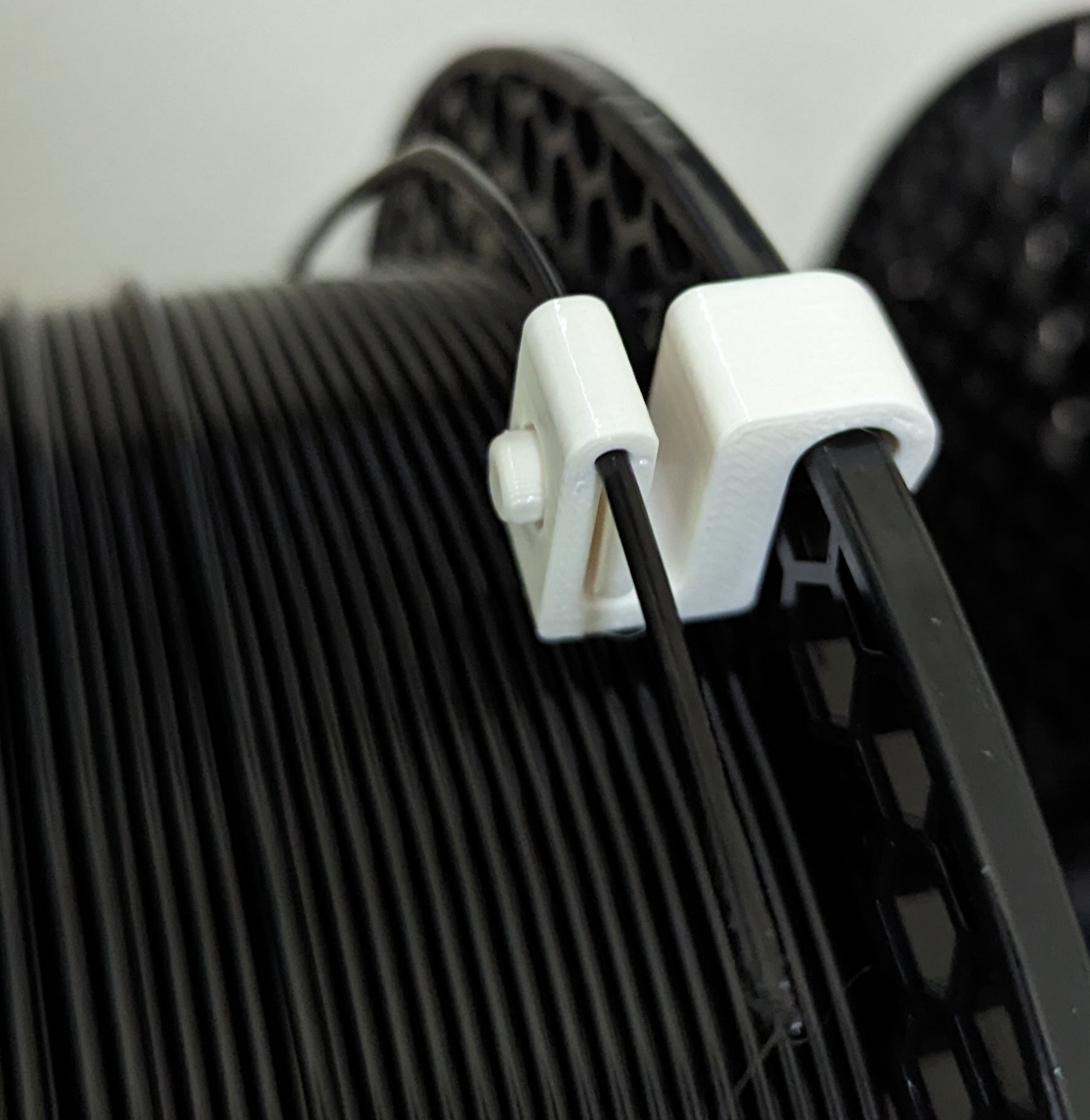 Push quick release & three way filament clip / gripper by S-mark_n ...