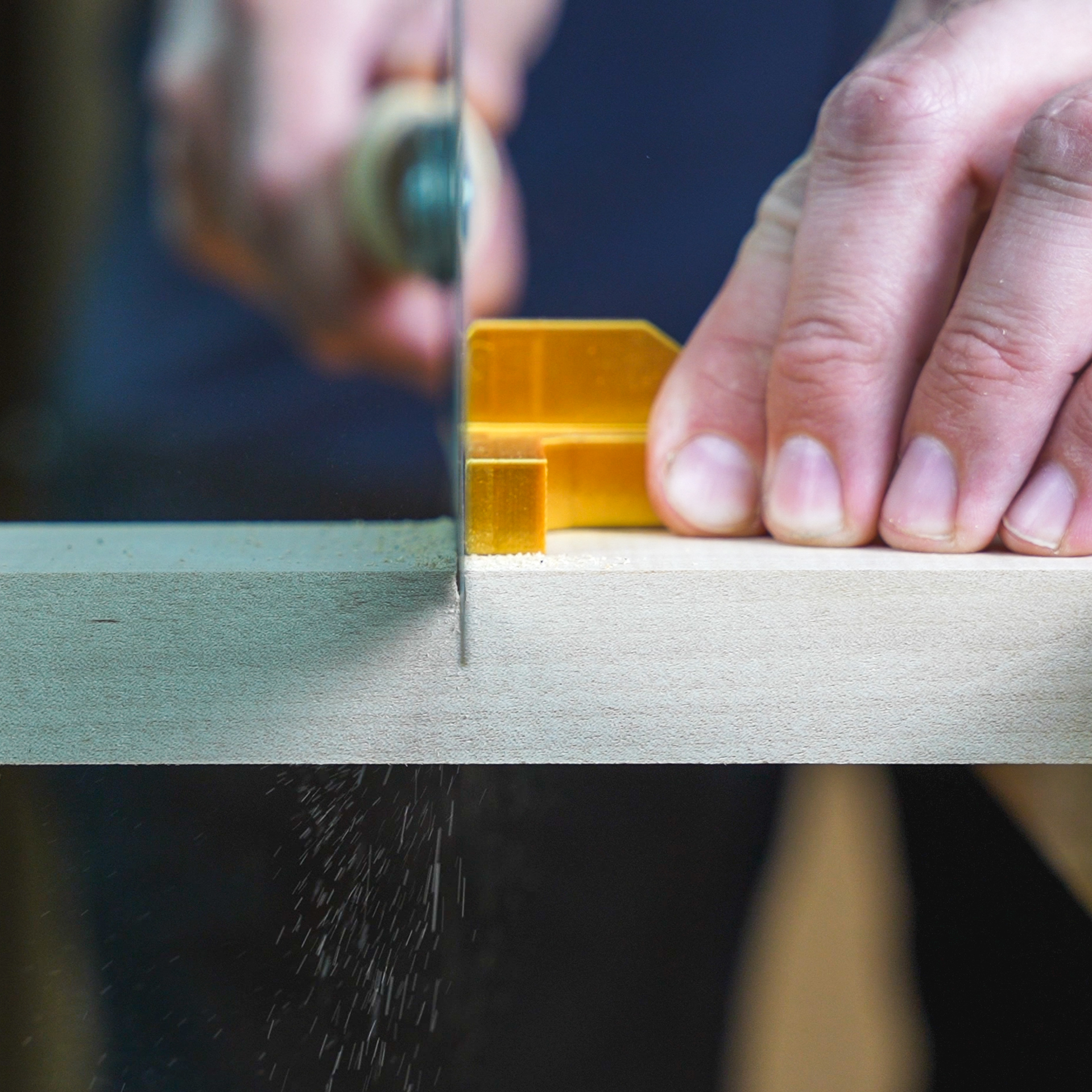 Magnetic Saw Guide 90 degrees by The Swedish Maker | Download free STL ...