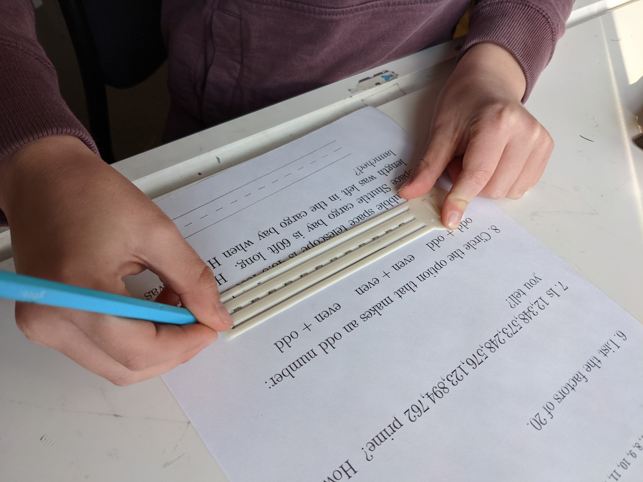Handwriting aid by wadeb | Download free STL model | Printables.com