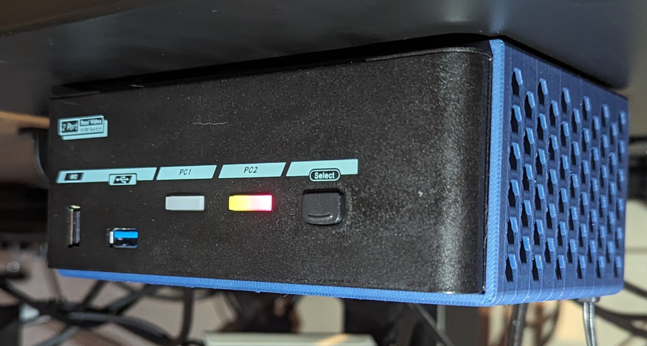 Level1 Tech KVM mount by 3D_platypus | Download free STL model ...