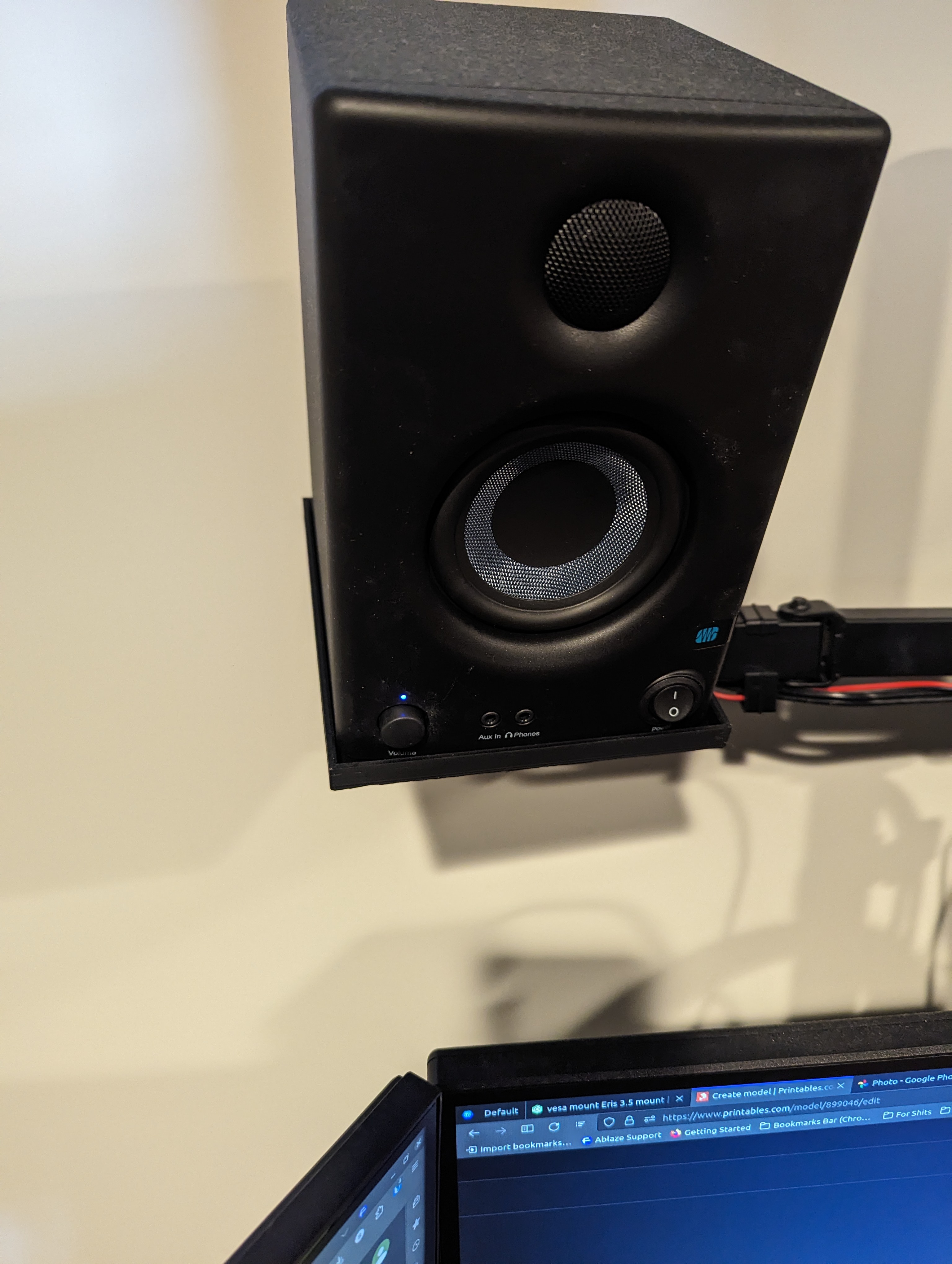 Eris 3.5 Vesa 100 Mount by 3D_platypus | Download free STL model ...