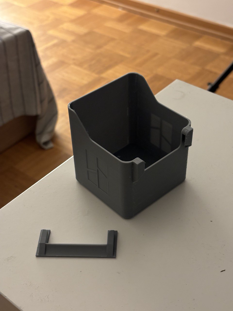 Small Poop Bin Bambu Lab P1P / P1S / X1 / X1C by pagorb | Download free ...