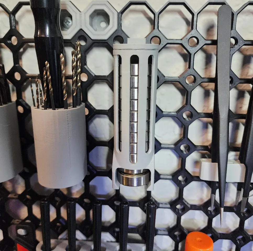 Multiboard Bearing Dispenser Lid by JKSwint | Download free STL model ...