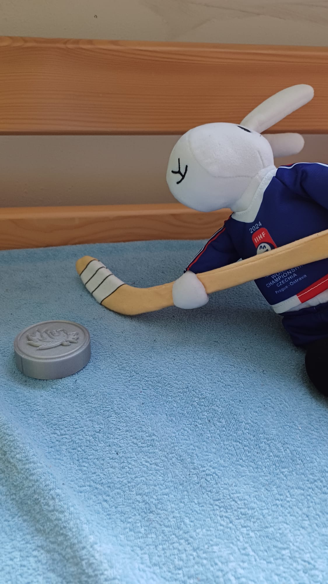 Puk pro plyšáky Boba a Bobka - Puck for stuffed animals Bob and Bobek ...