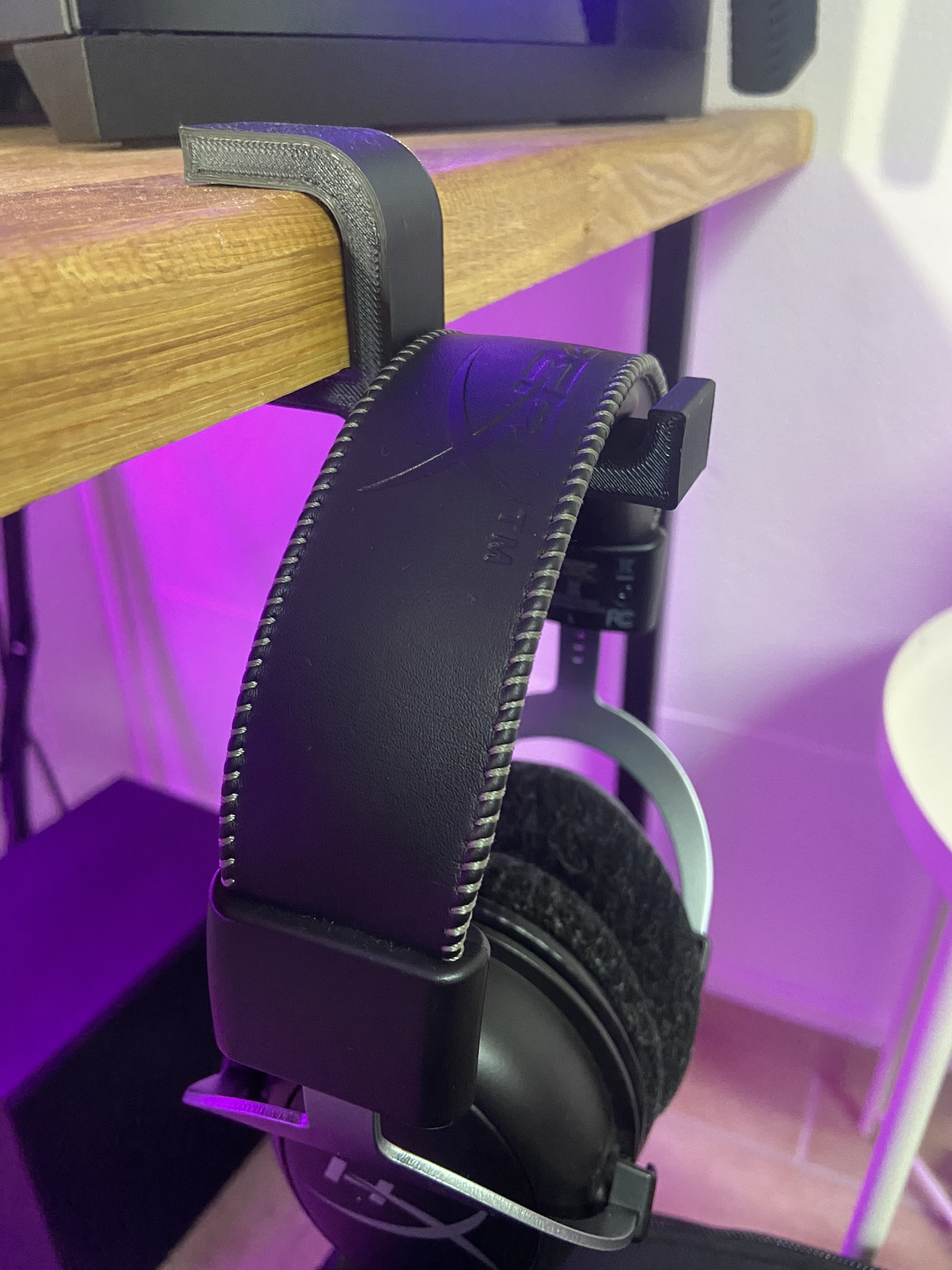 Headset Hanger by JuFPV | Download free STL model | Printables.com