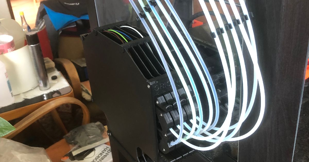 MMU3 buffer holder for IKEA Lack by Hofik | Download free STL model ...