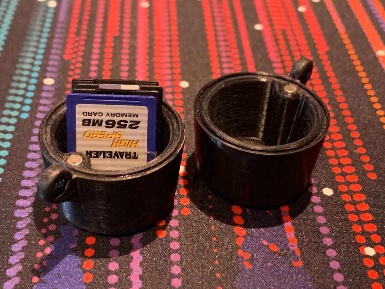 Fidget container, Dose for SD-Card/similar size etc. by Florian ...