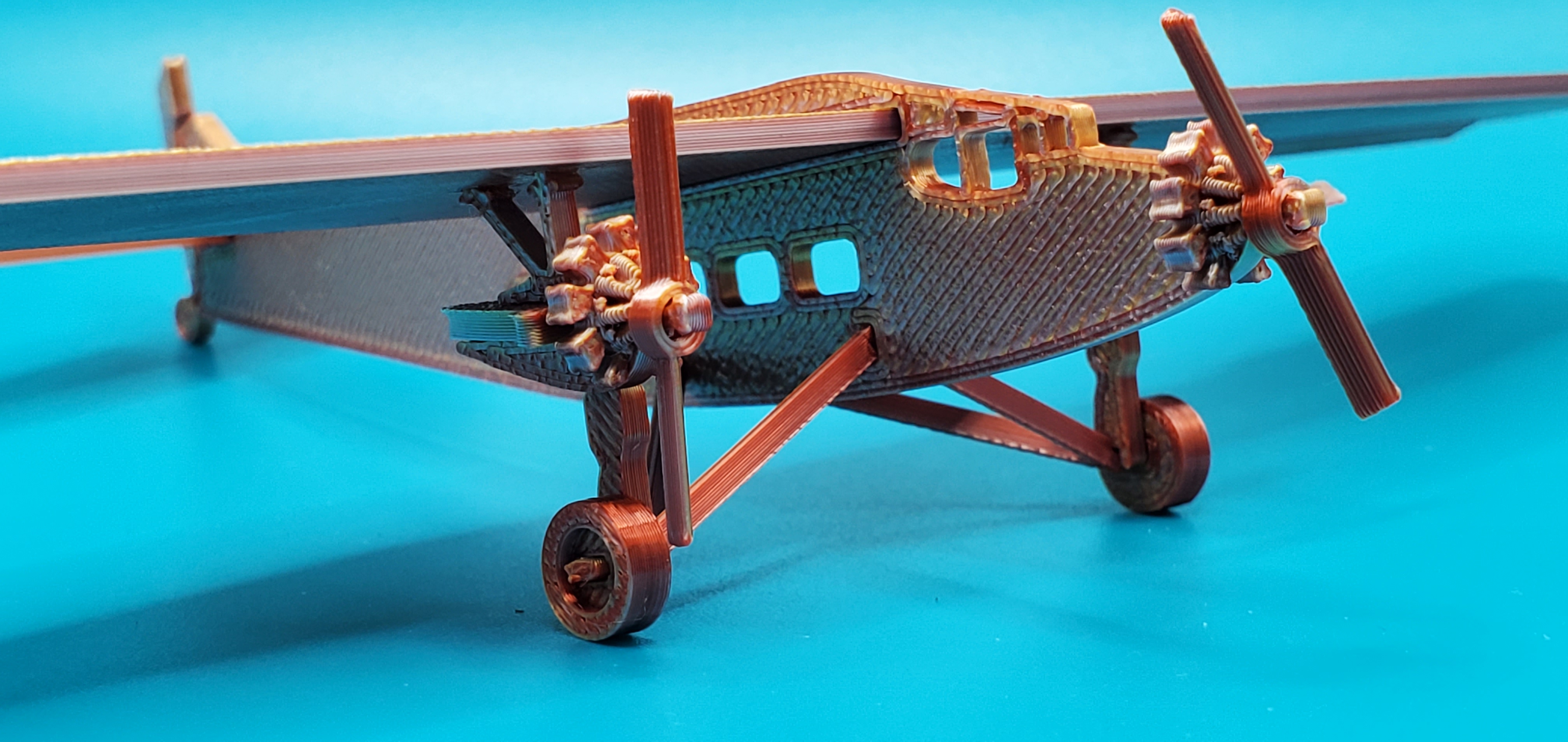 Ford Tri-Motor - Kit Card Model Airplane par Fight to Fly Designs ...