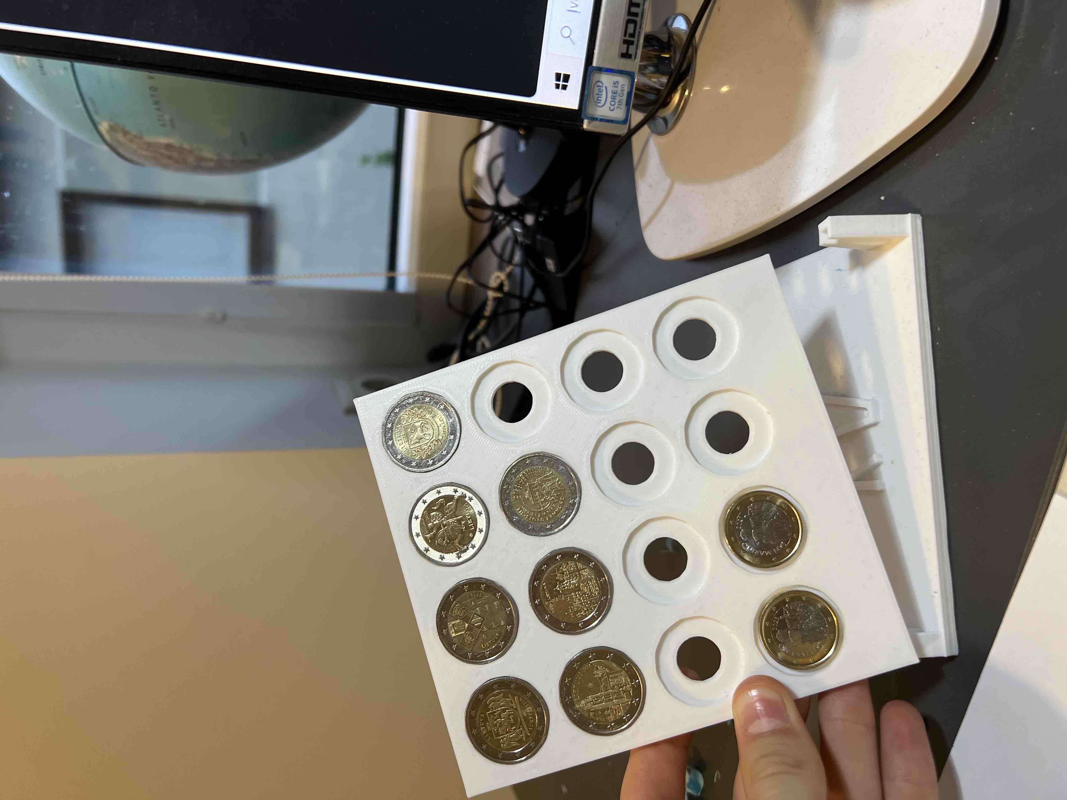 Coin stand for 16 2 euro coins by Kiprilionas 3d ponas | Download free ...