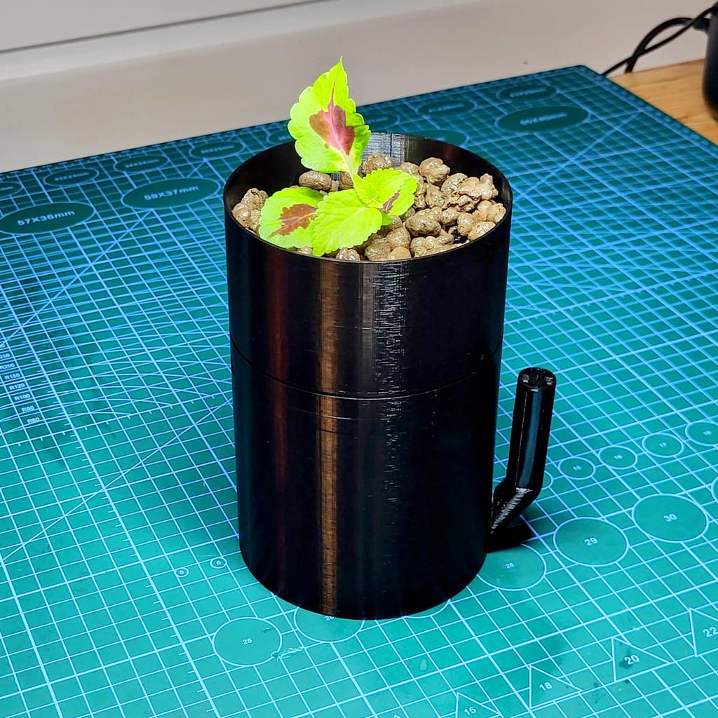 HydroPot Hydroponic plant growing system by GooseWorks | Download free ...