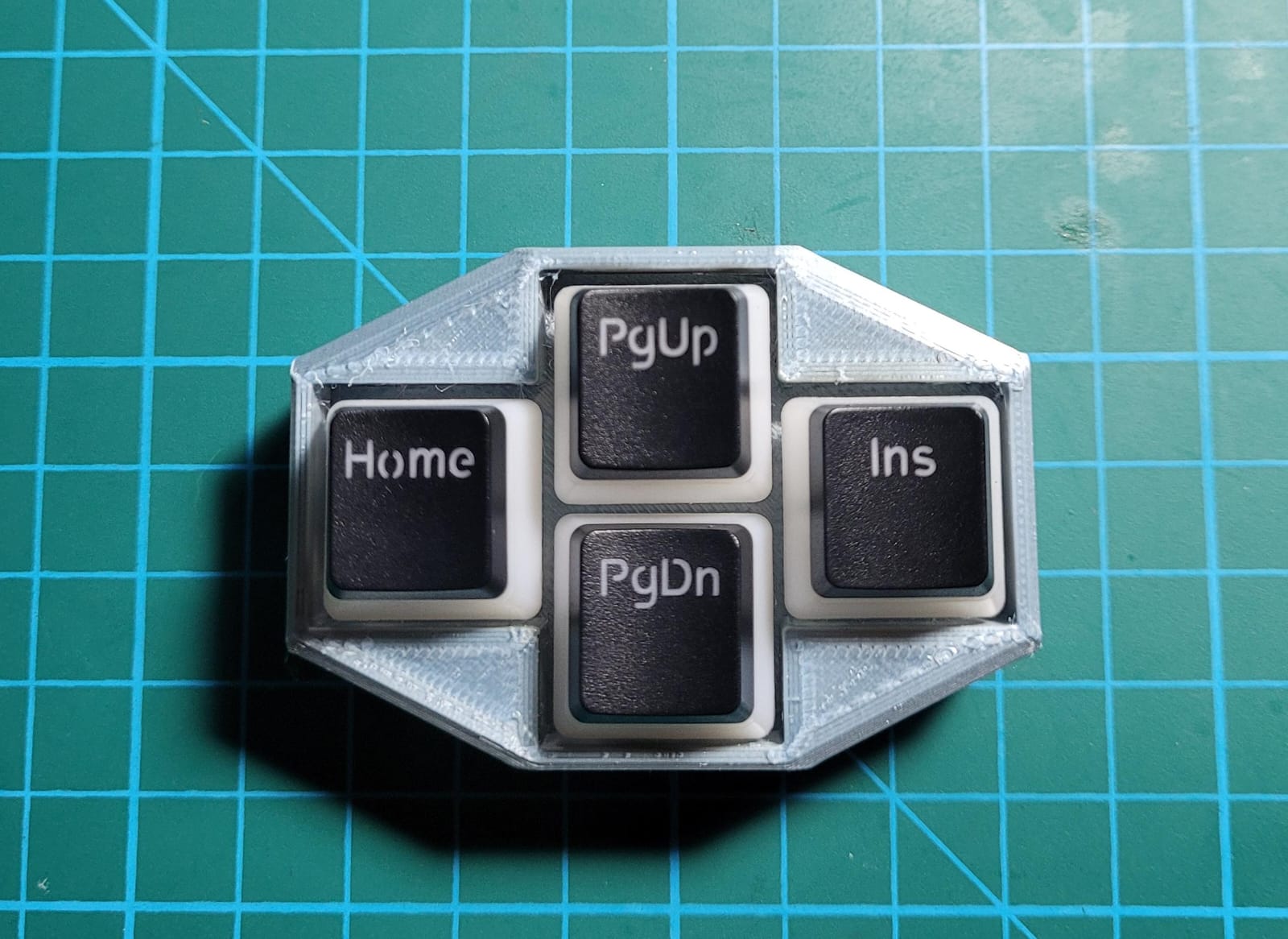 Small 4 Key MacroPad by Migael • | Download free STL model | Printables.com