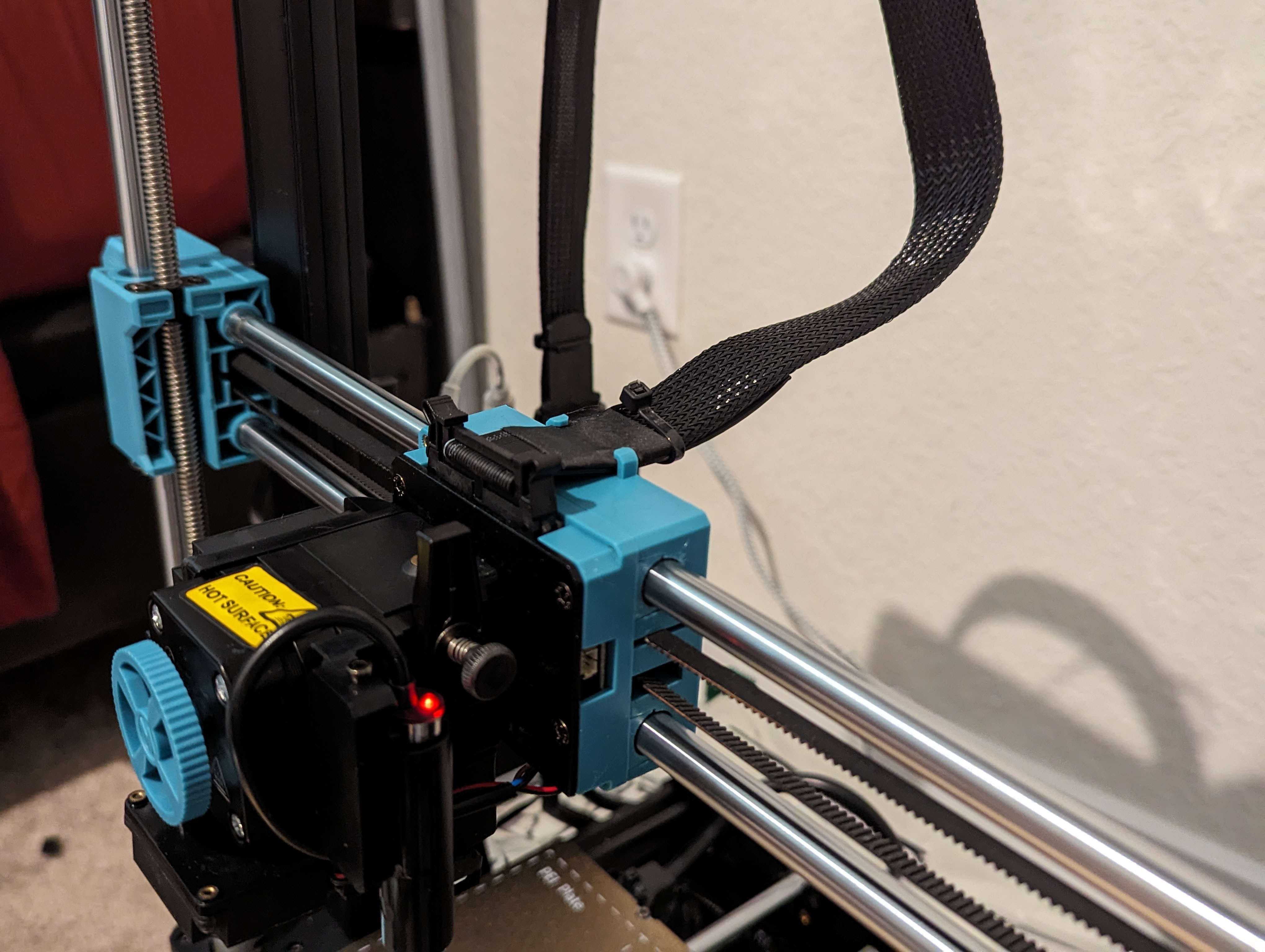 Sovol SV06 Plus Print Head Cable Support (Extruder Side) by Colin McKay ...
