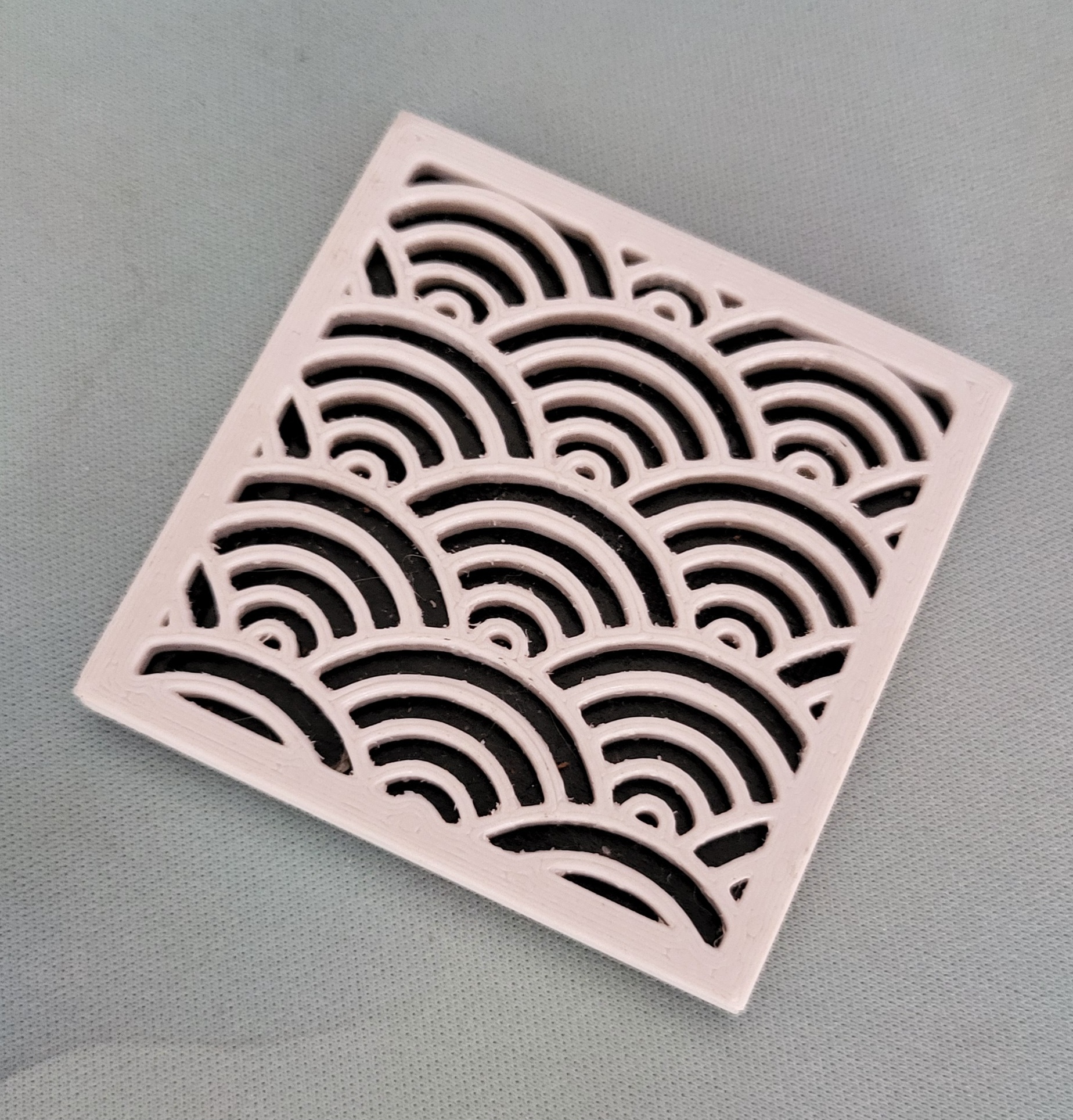Japanese Fish Scale Pattern PAtch 5x5cm by Bluente | Download free STL ...
