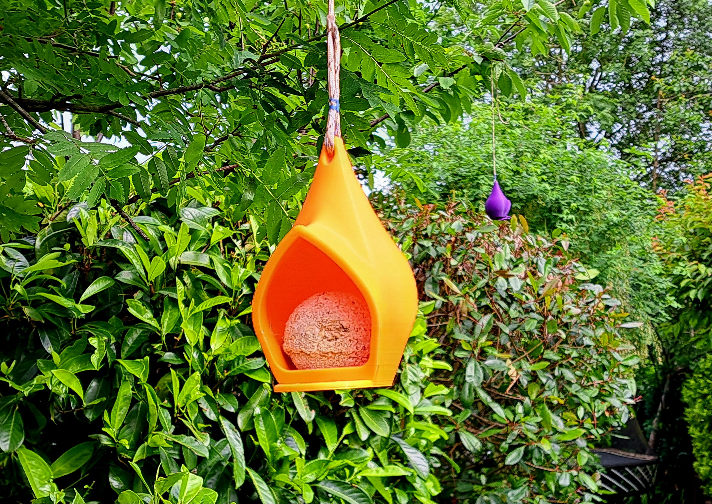 Fat Ball Bird Feeder by SD-3D | Download free STL model | Printables.com