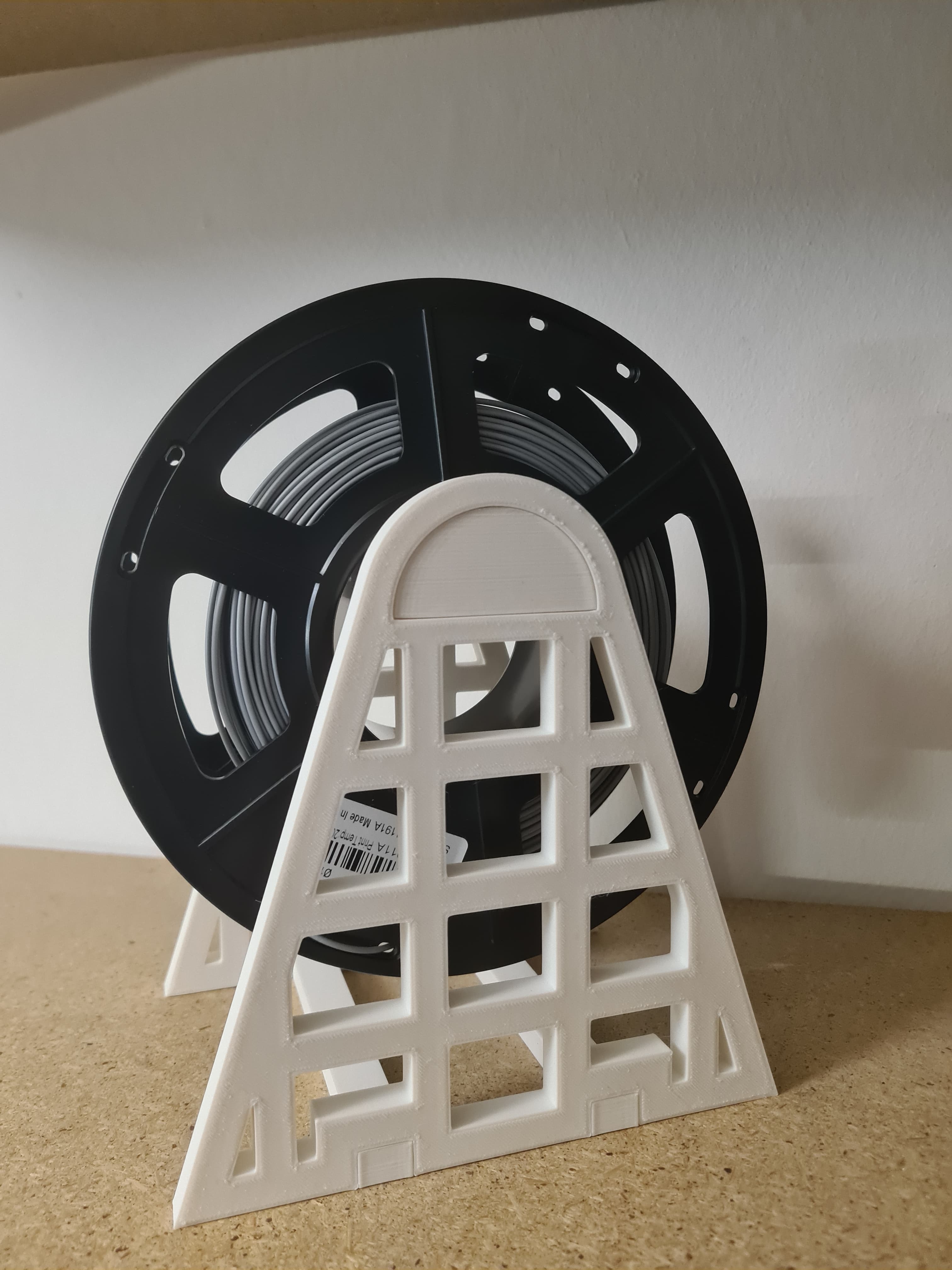 Spulen Halter V2 / Spool Holder V2 by Kruemmel10 | Download free STL ...