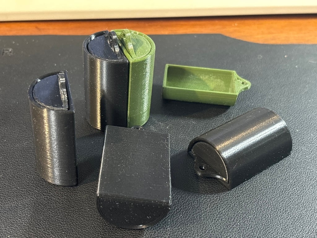 half cylinder keychain carrying case by zzzy | Download free STL model ...