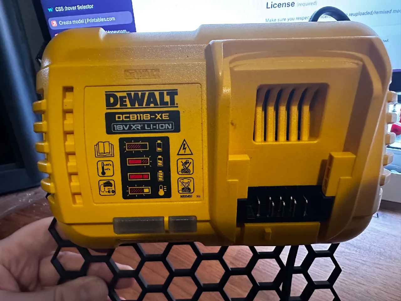 DeWalt DCB118-XE Charger Honeycomb Wall Mount by Damien | Download free ...