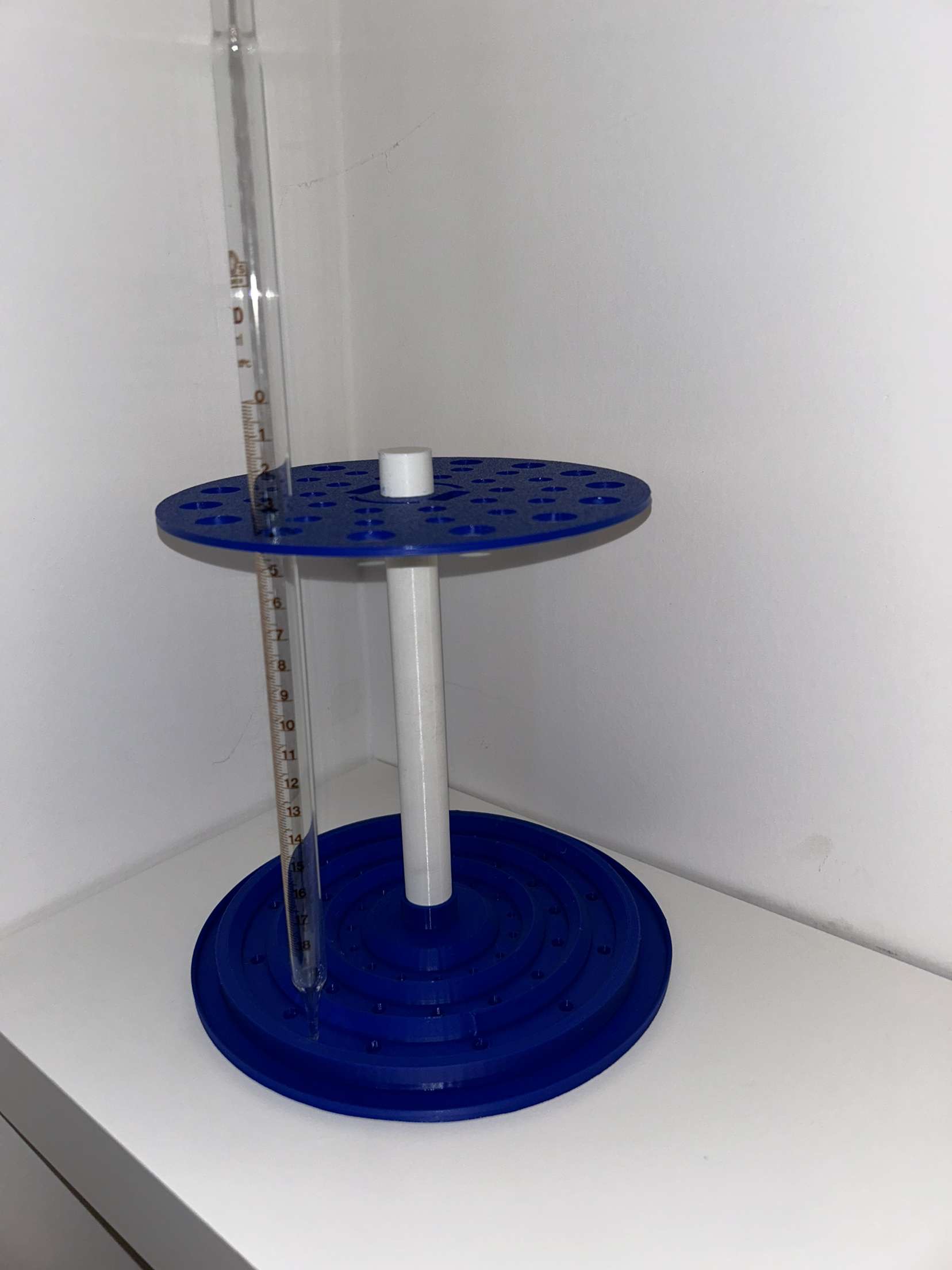Burette and pipette stand von 3dtisk.mf | Kostenloses STL-Modell ...
