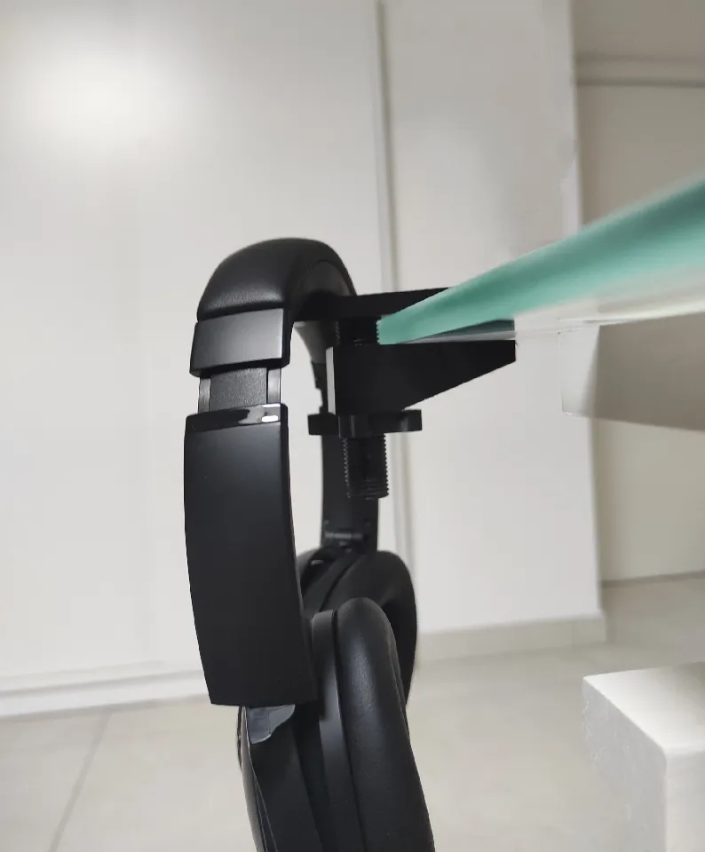 headphone port by samu | Download free STL model | Printables.com