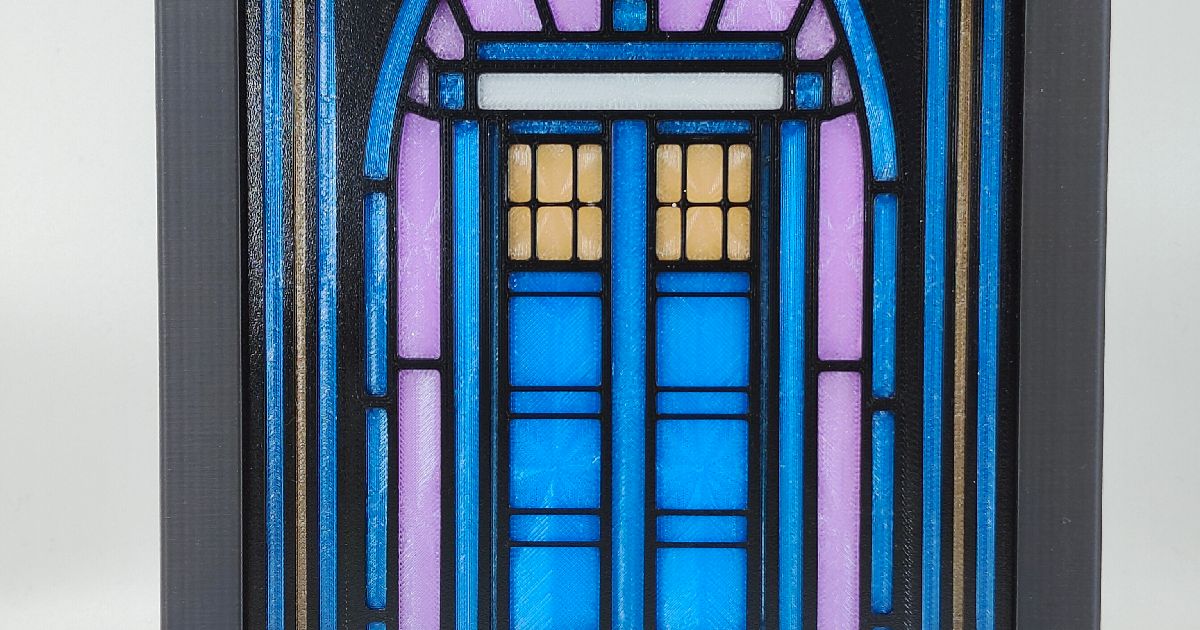Doctor Who's TARDIS Stained Glass Light Box by TheCraftyMaker ...