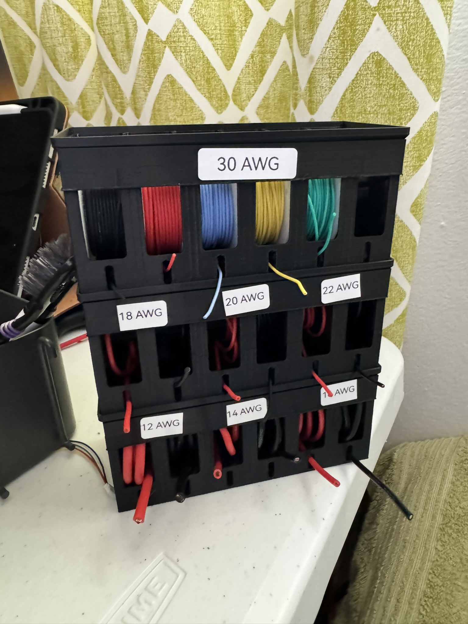 Easy to Print Small Wire Spool by SenseLacking | Download free STL ...