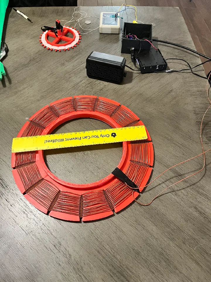 200mm ID Coil Spider Form by Mondo & Aud | Download free STL model ...