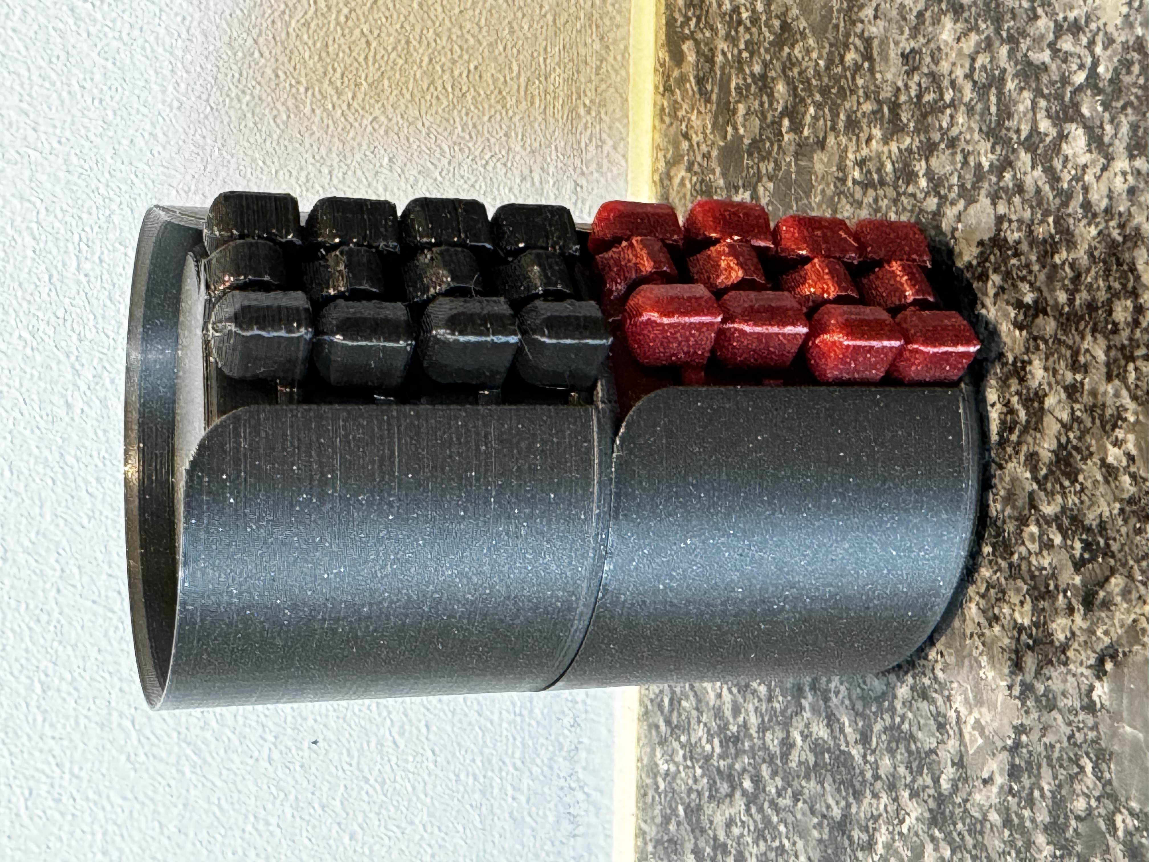 Holder for metal can lids by hoffmeyer | Download free STL model ...