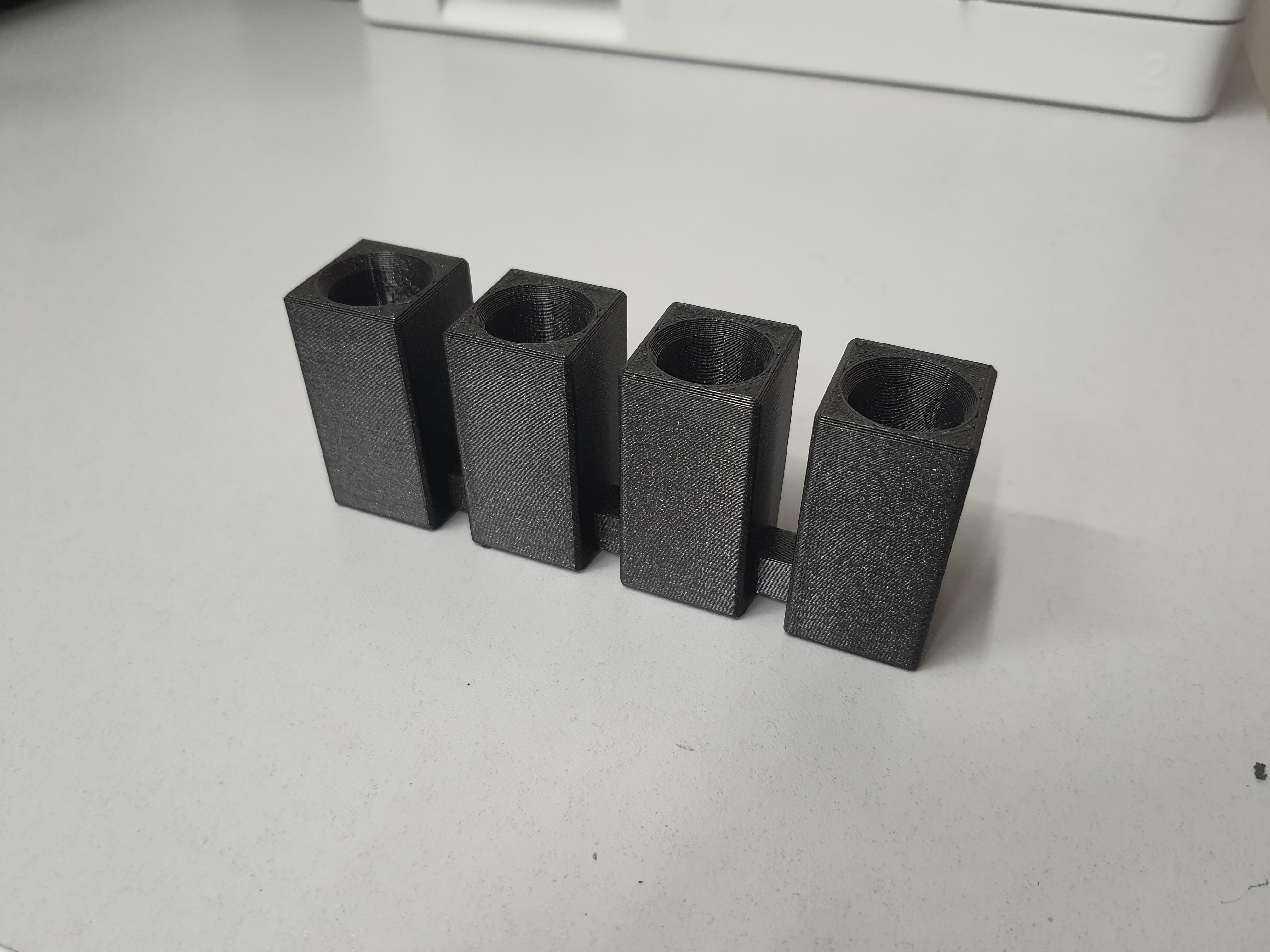 Magnetic marker holder by 3dmereni@artweld.cz | Download free STL model ...