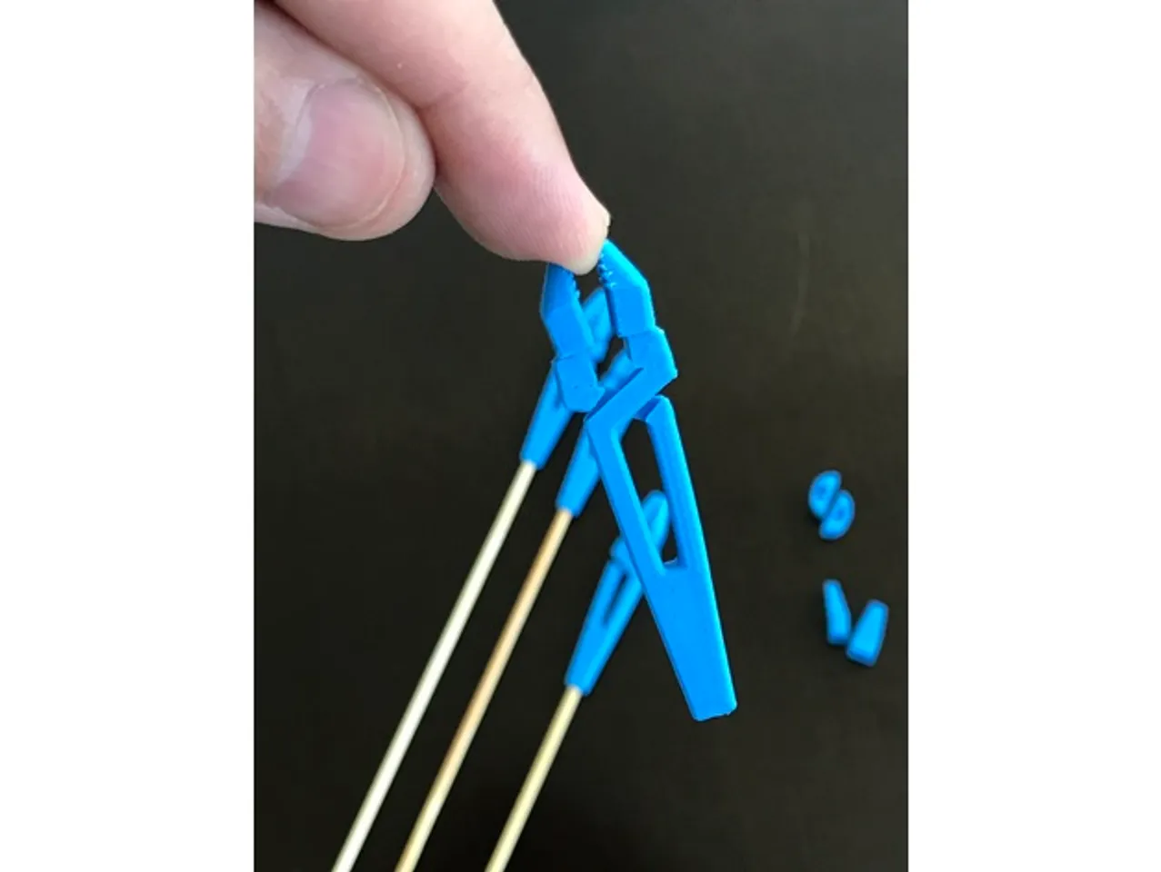 Model Painter Clip by SquareMesh | Download free STL model | Printables.com