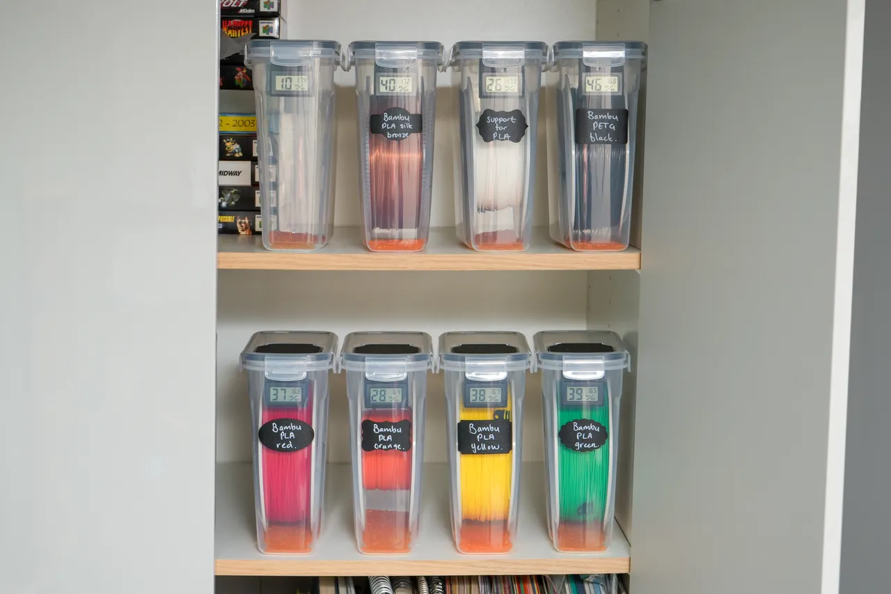 Filament Storage Container with Humidity Monitor by Makers Manual ...