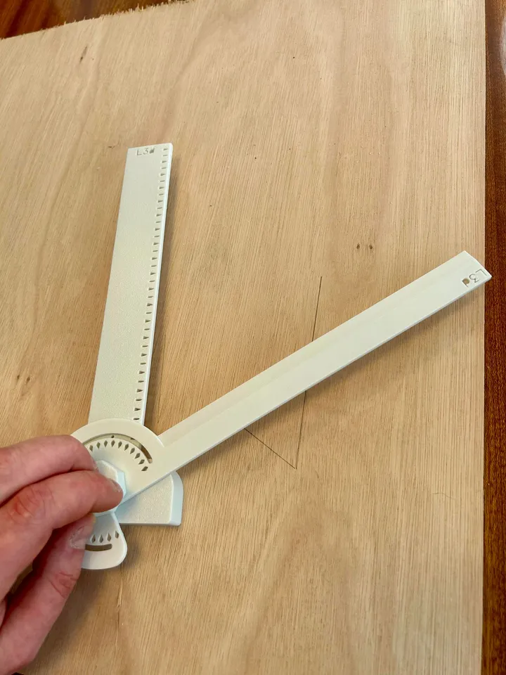 Protractor Ruler by La3emedimension | Download free STL model ...