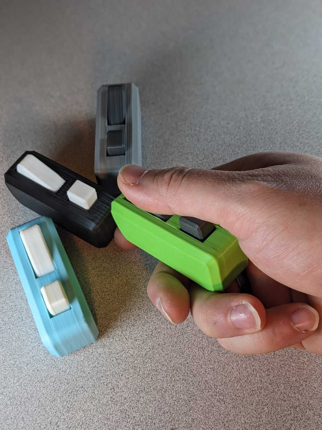 Fidget Clicker by Bearded Printer | Download free STL model ...