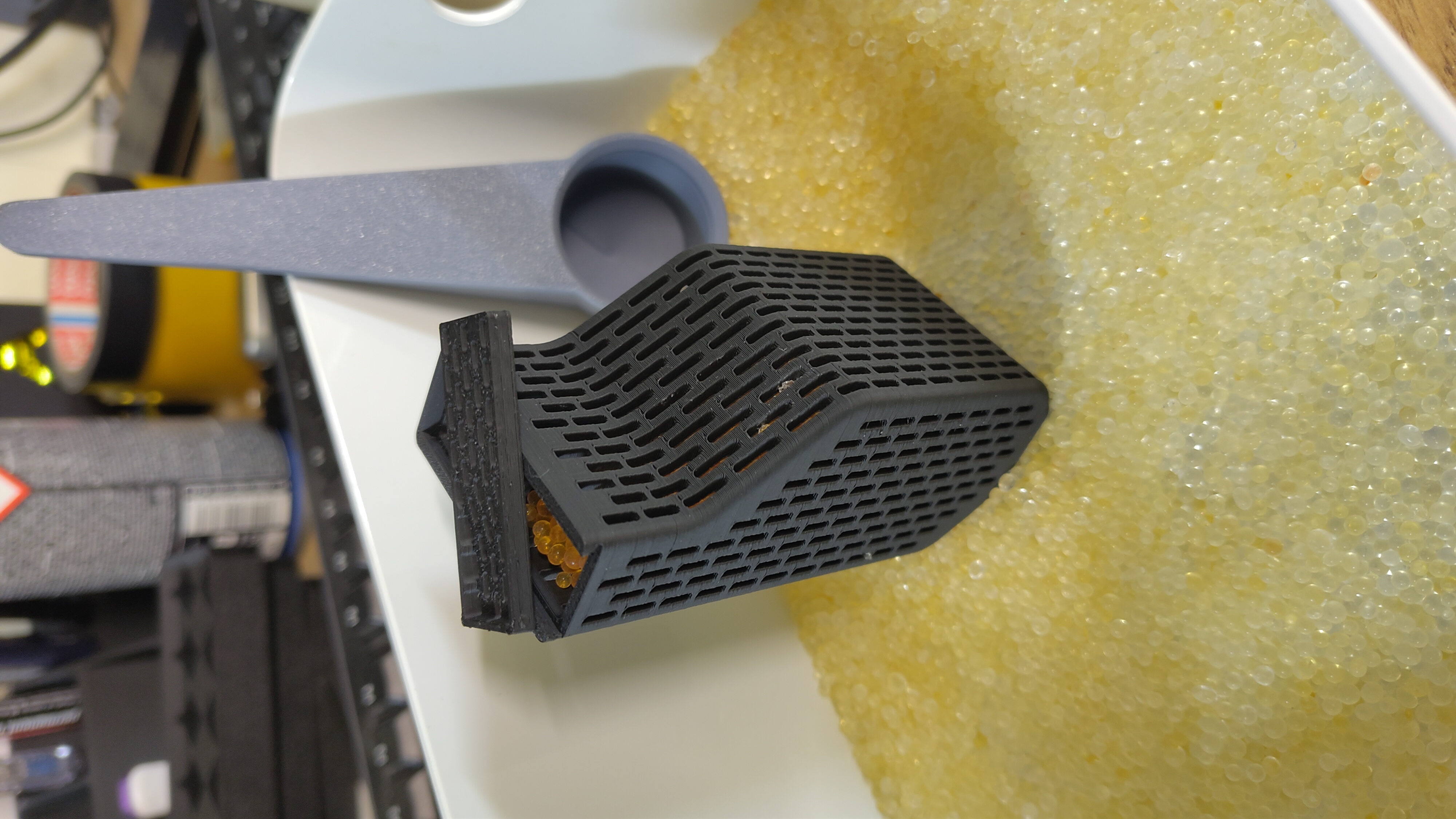 RUGGED Silica Gel Dry Box for Bambu Lab AMS by TechTom | Download free ...