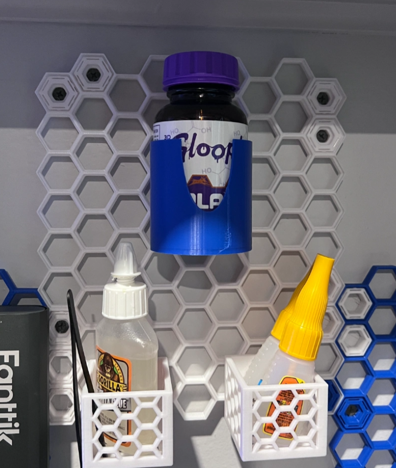 120mm Gloop PLA Honeycomb wall holder by BLBideas | Download free STL ...