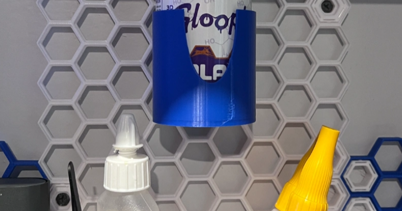 120mm Gloop PLA Honeycomb wall holder by BLBideas | Download free STL ...