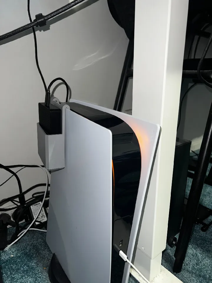 PS5 HDD Holder for Seagate drive by Arslan | Download free STL model | Printables.com