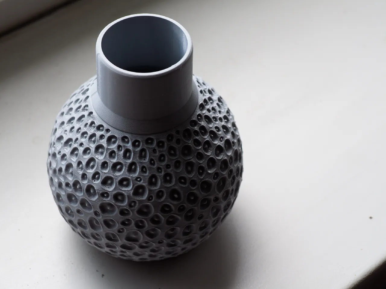 'Trypophobia' Vase by frmdbl | Download free STL model | Printables.com