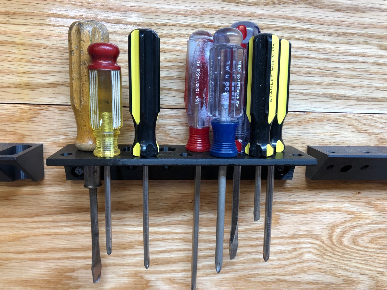 Double Row Screw Driver Mount by BootStrap | Download free STL model ...
